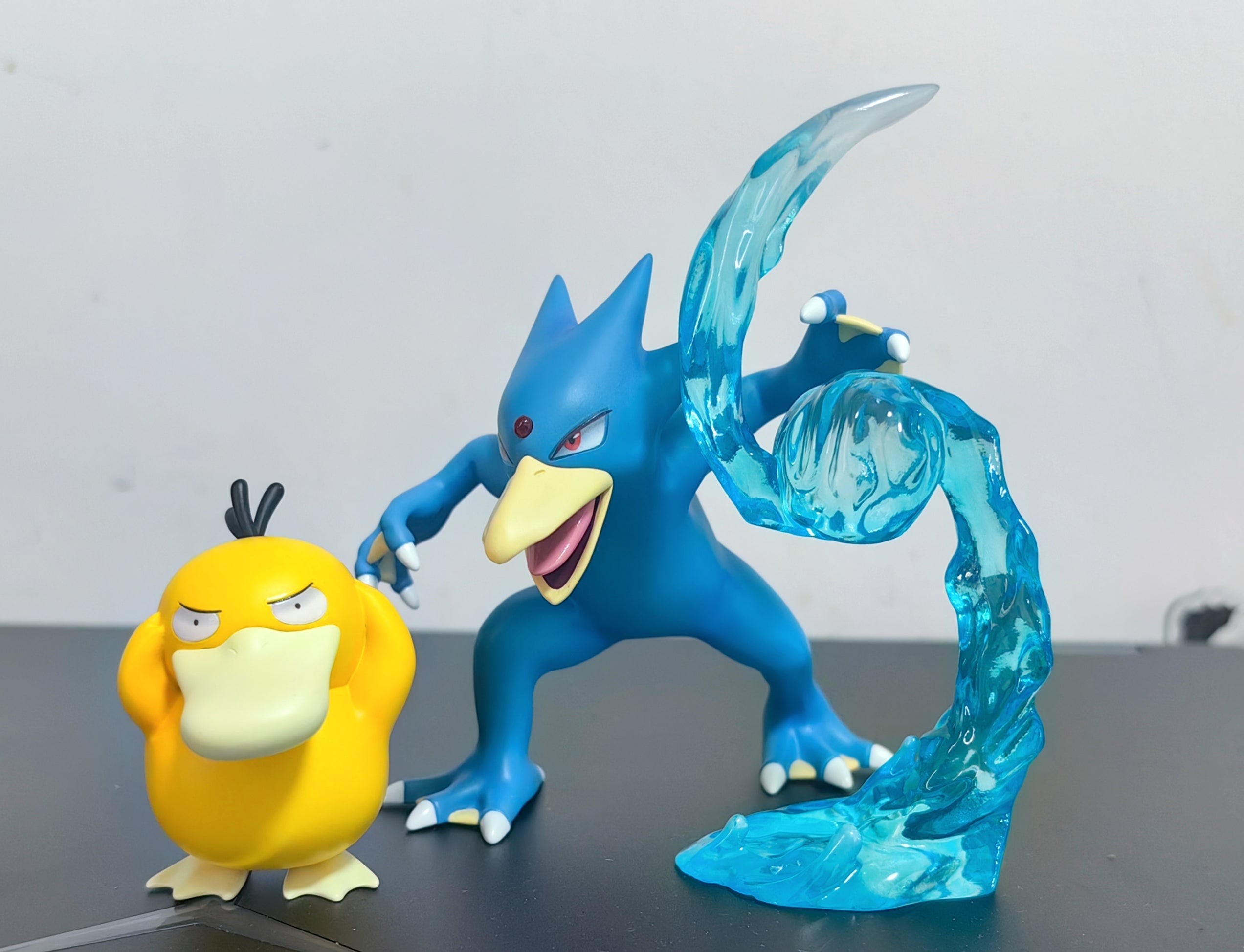 In Stock 120 Scale World Figure Master Design Psyduck And Golduck